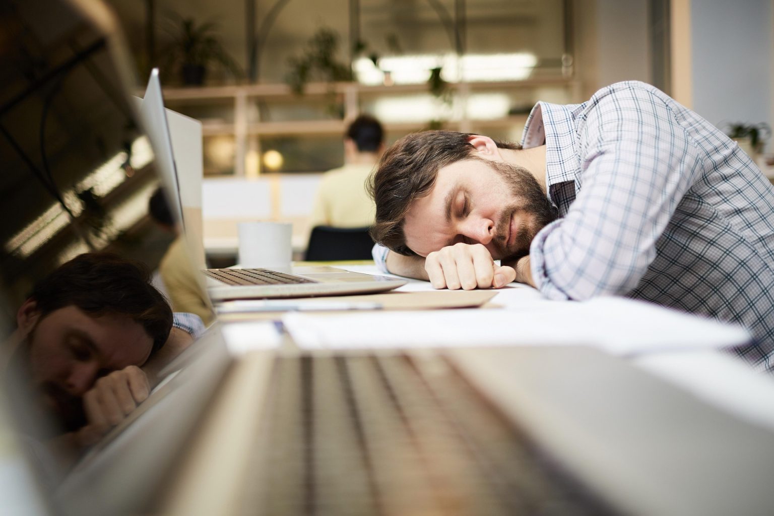 How Much Sleep Do You Need | GIGAcalculator.com